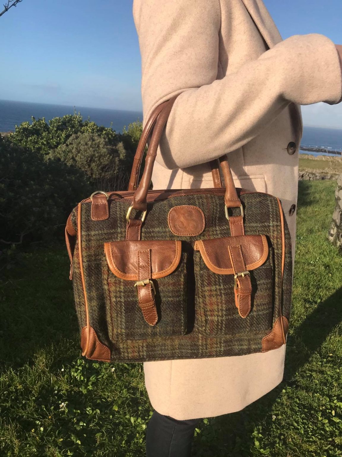 FIONA TWEED BAG - Aran Islands Sweaters